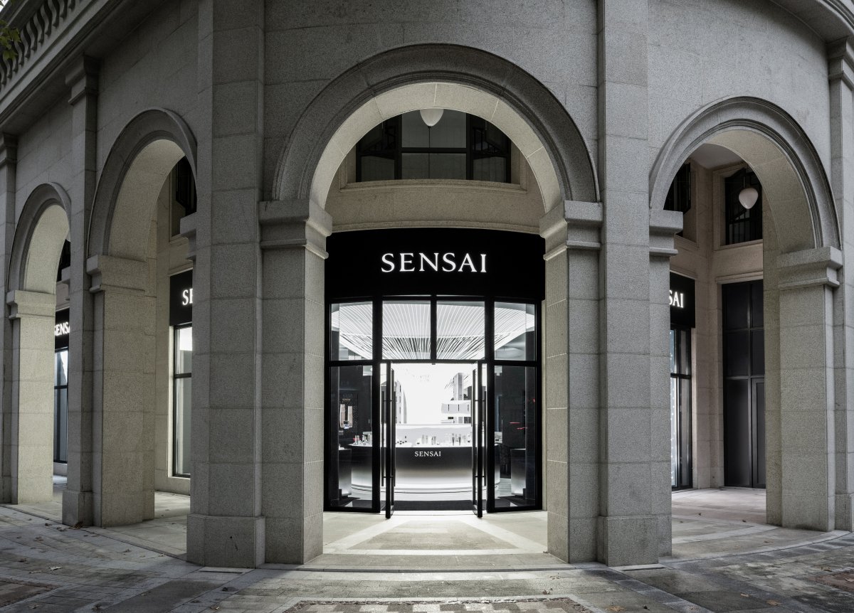 YINJISPACE - Curiosity x Sensai Flagship Shanghai